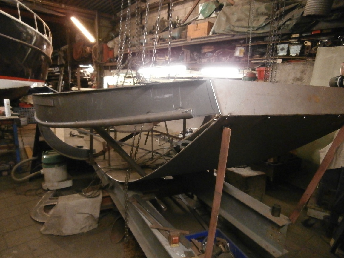 Building a Boat - The Hague Boat