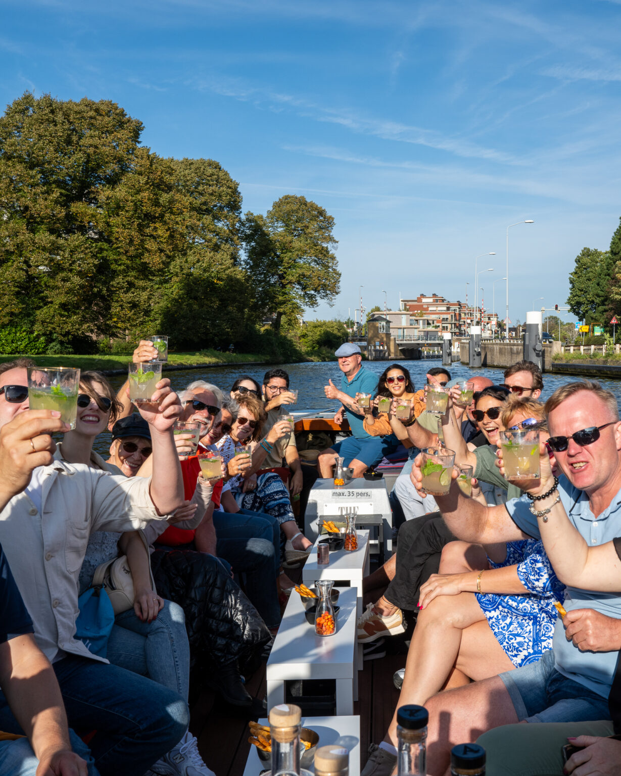 Gin Tonic Cruise - The Hague Boat
