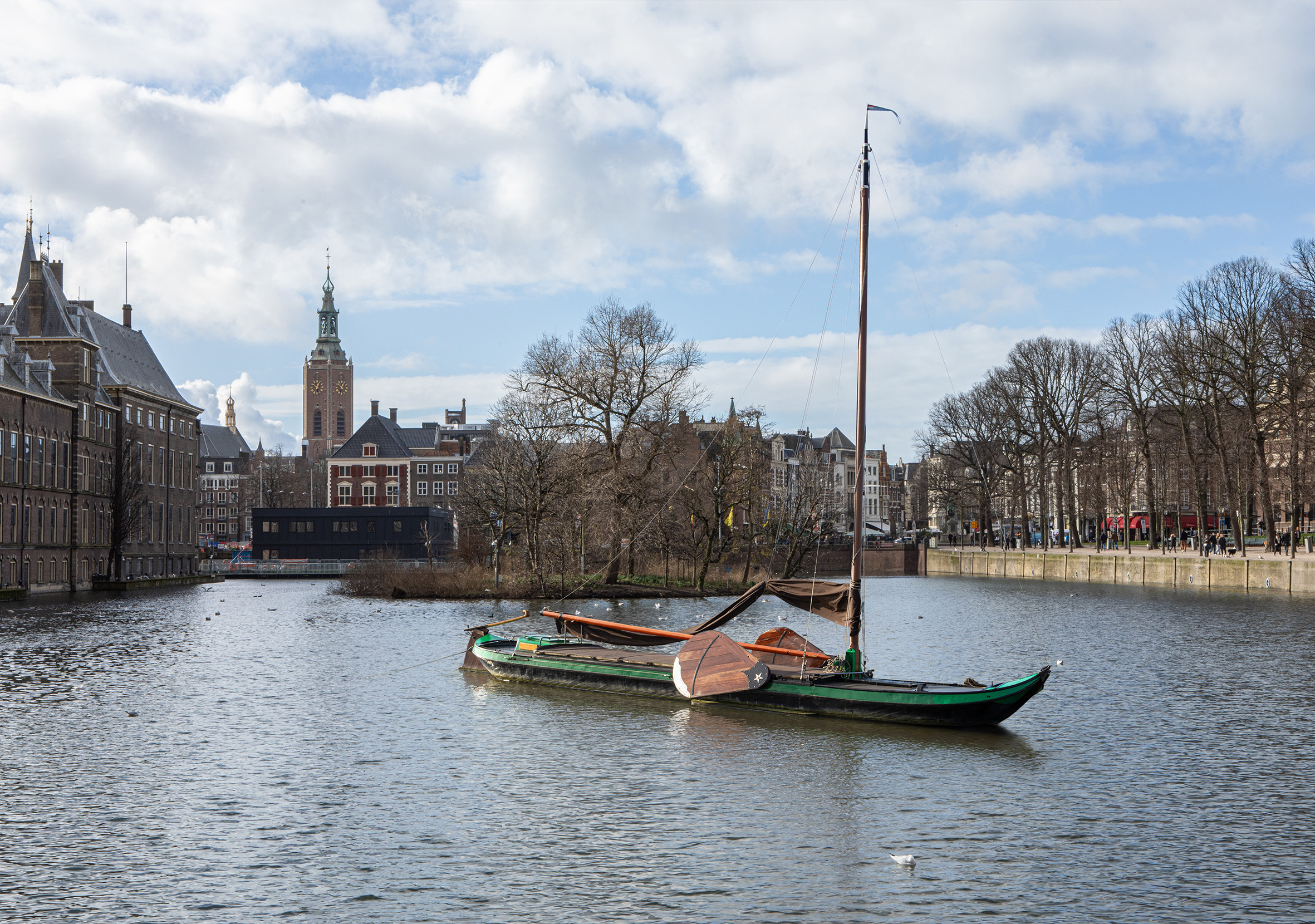 Canal Cruises - Boat Ride - The Hague Boat Den Haag